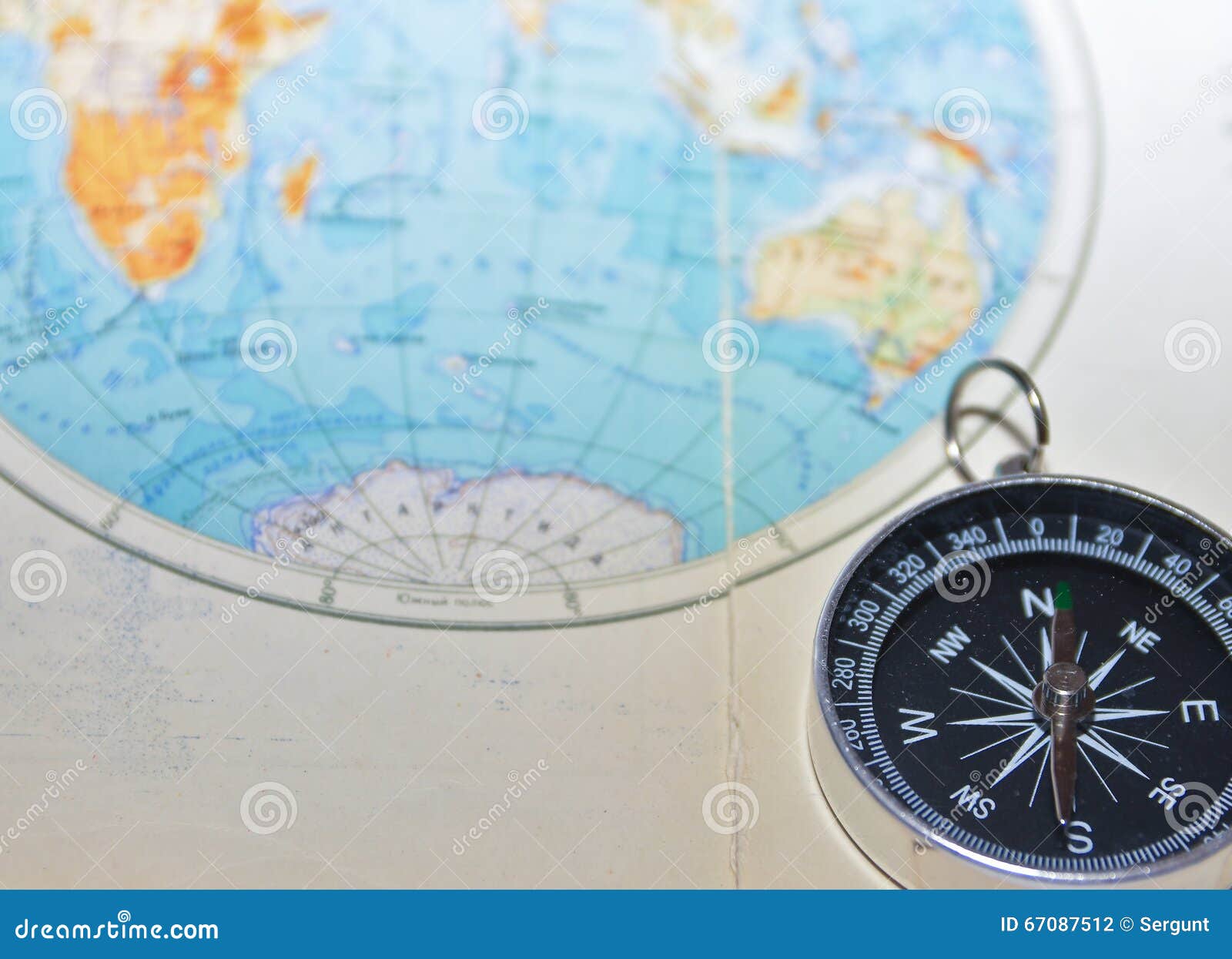 Recorrido en todo el mundo foto de archivo. Imagen de tierra - 67087512