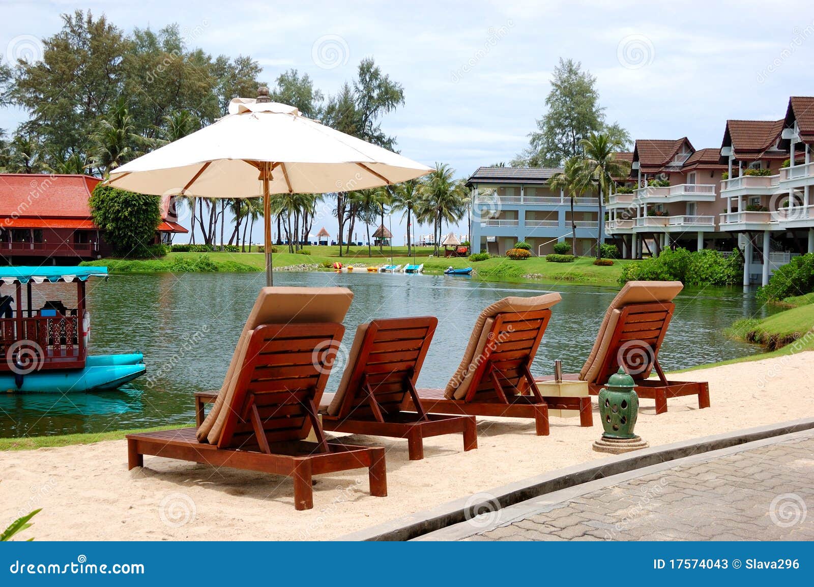 Recreation Area of Luxury Hotel Stock Image - Image of palm, modern ...