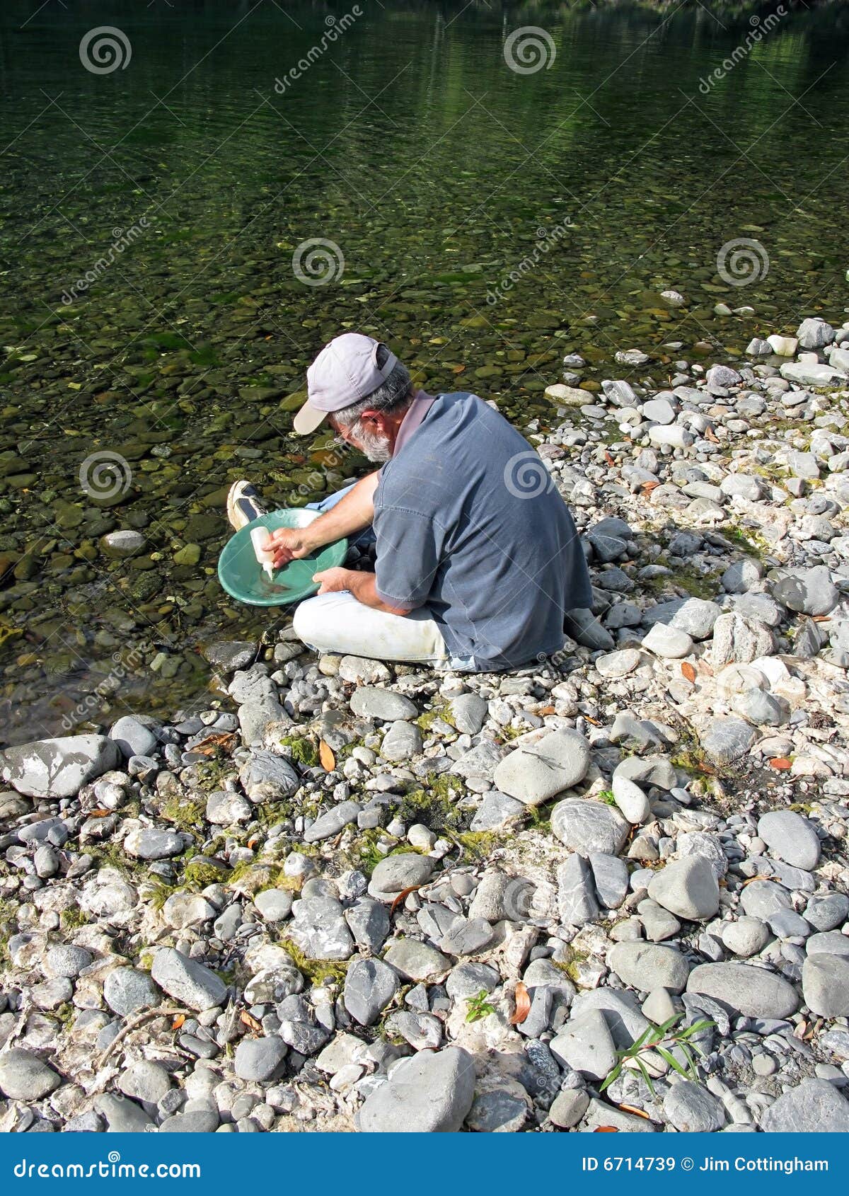 Recreational Gold Panning stock image. Image of nugget - 6714739