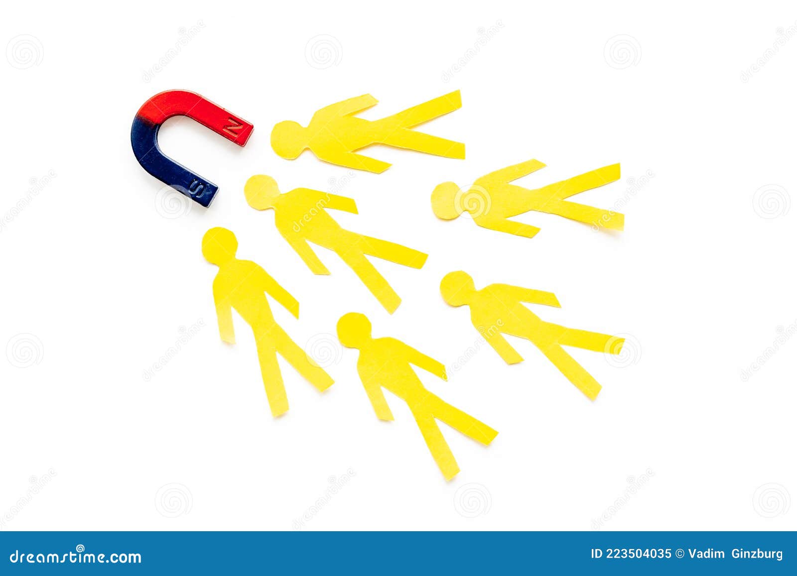 Recruiting Concept with Magnet Collecting Human Figures. Top View Stock ...