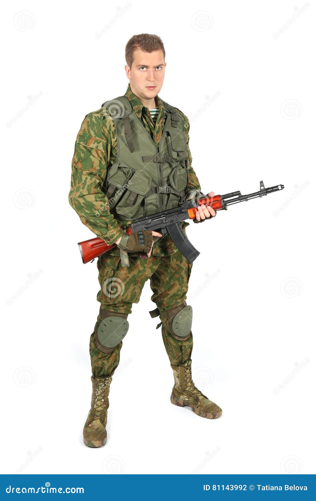 Recruta Militar Com O Rifle No Branco Foto de Stock - Imagem de ...