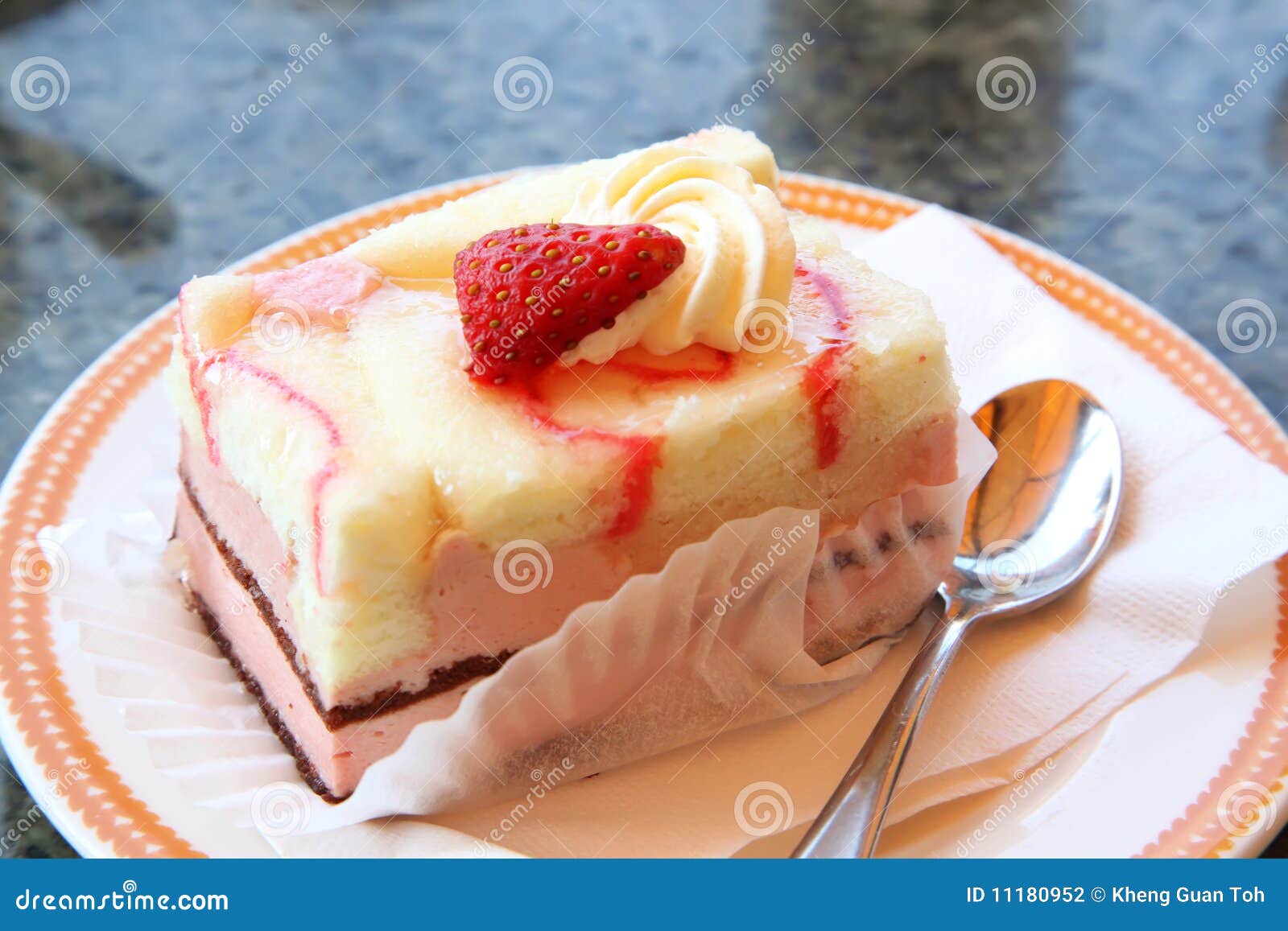 Rectangle strawberry cake stock photo. Image of cream - 11180952
