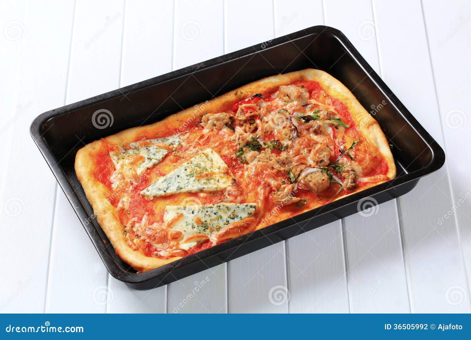 Rectangular pizza stock photo. Image of taglio, onion - 36505992