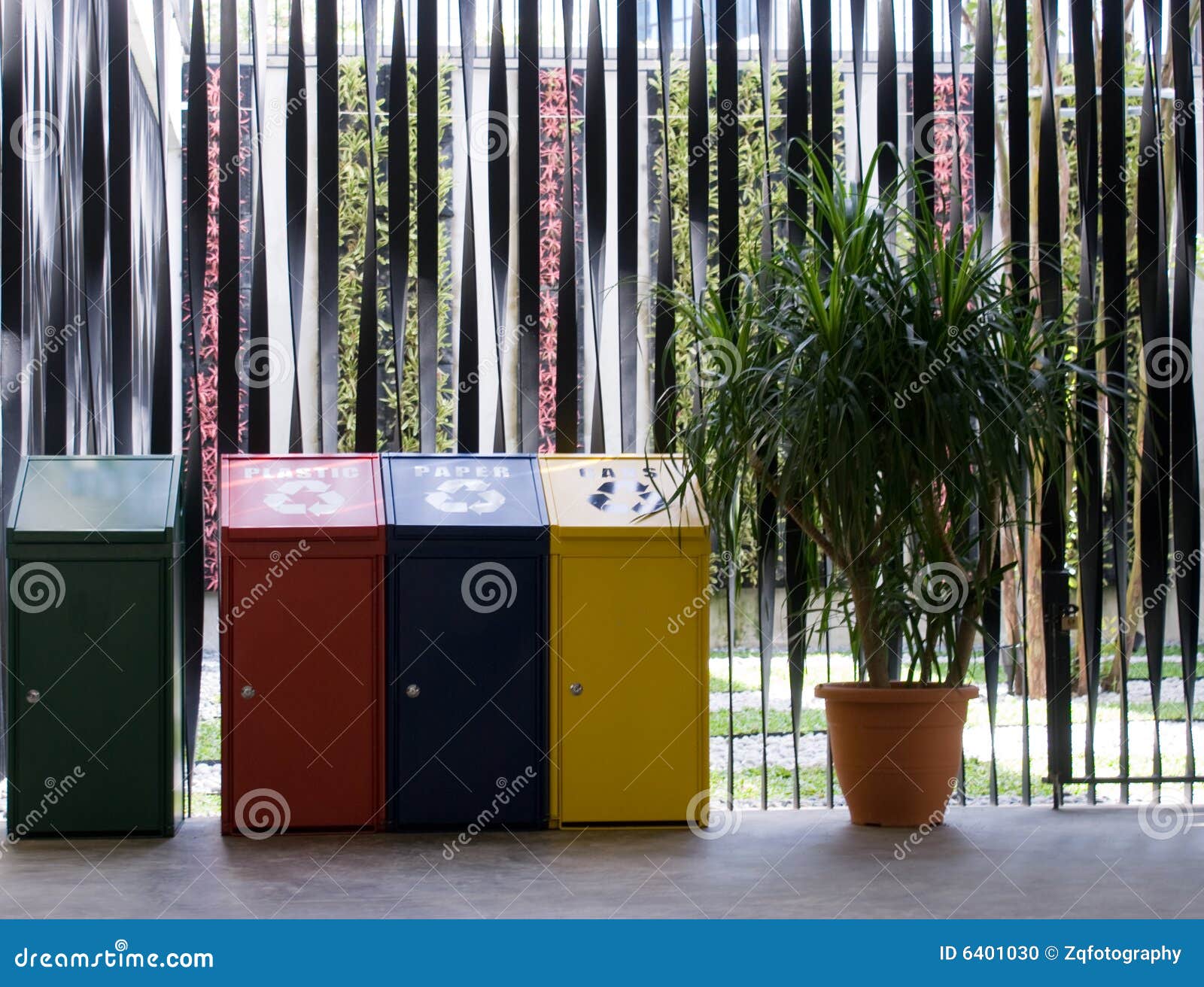 Recycle Bin stock photo. Image of container, icon, recyclable - 6401030