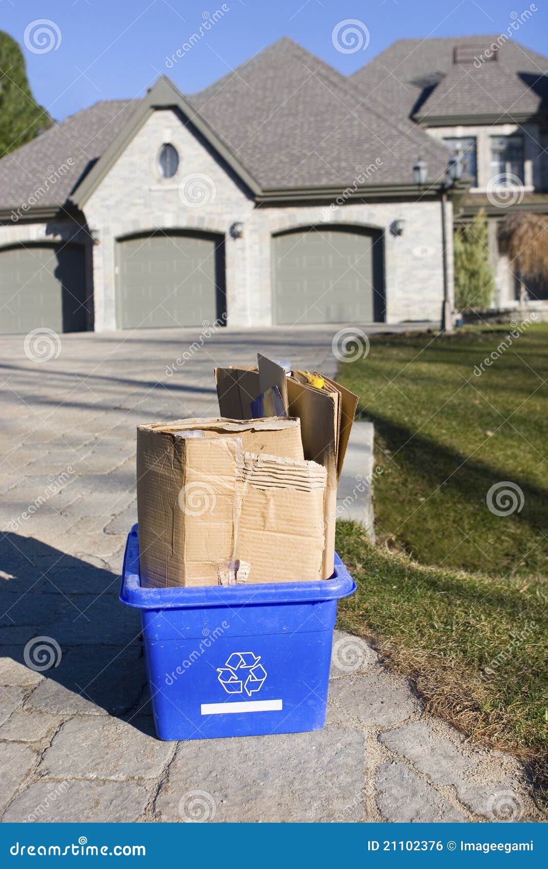 Recycle bin curbside stock photo. Image of curb, outside - 21102376