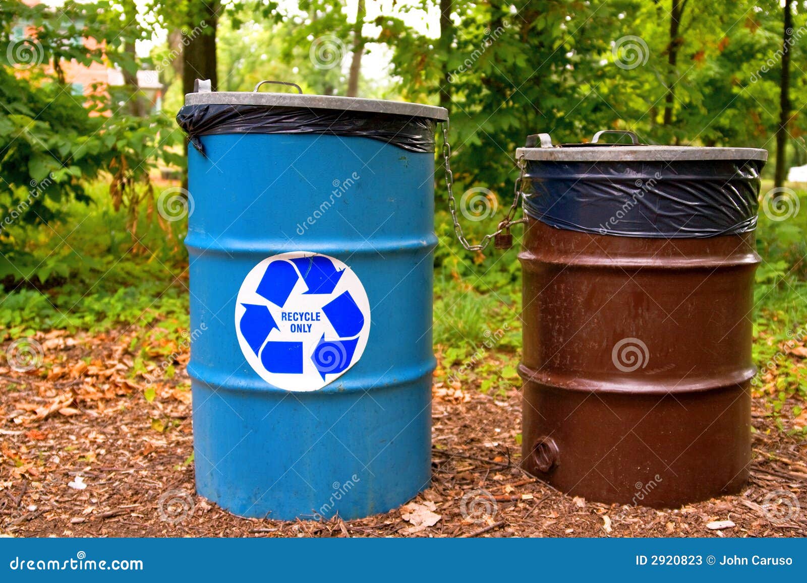 Recycle Can stock image. Image of cylinder, waste, refuse - 2920823