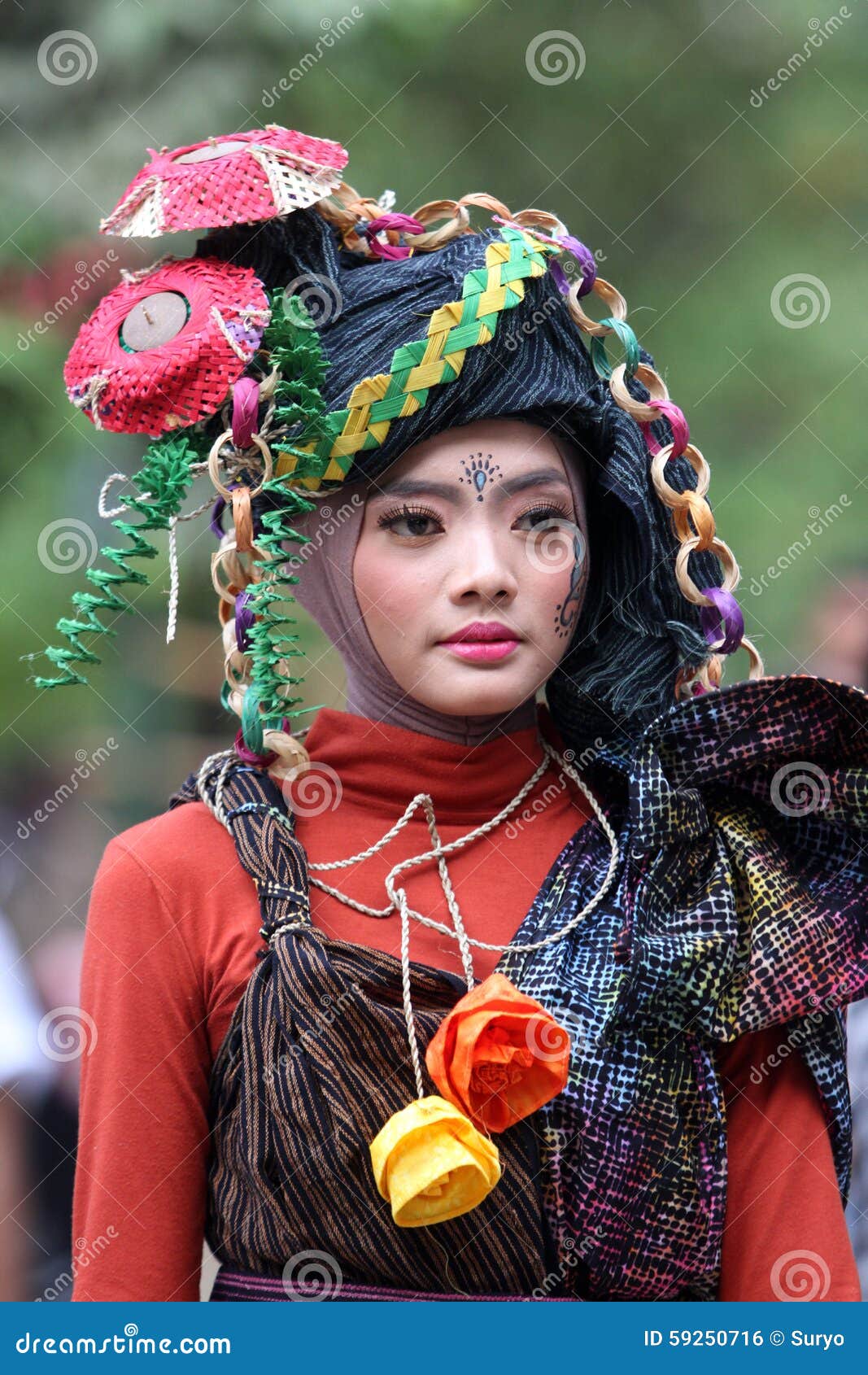 Recycled clothes editorial photo. Image of solo, environment - 59250716