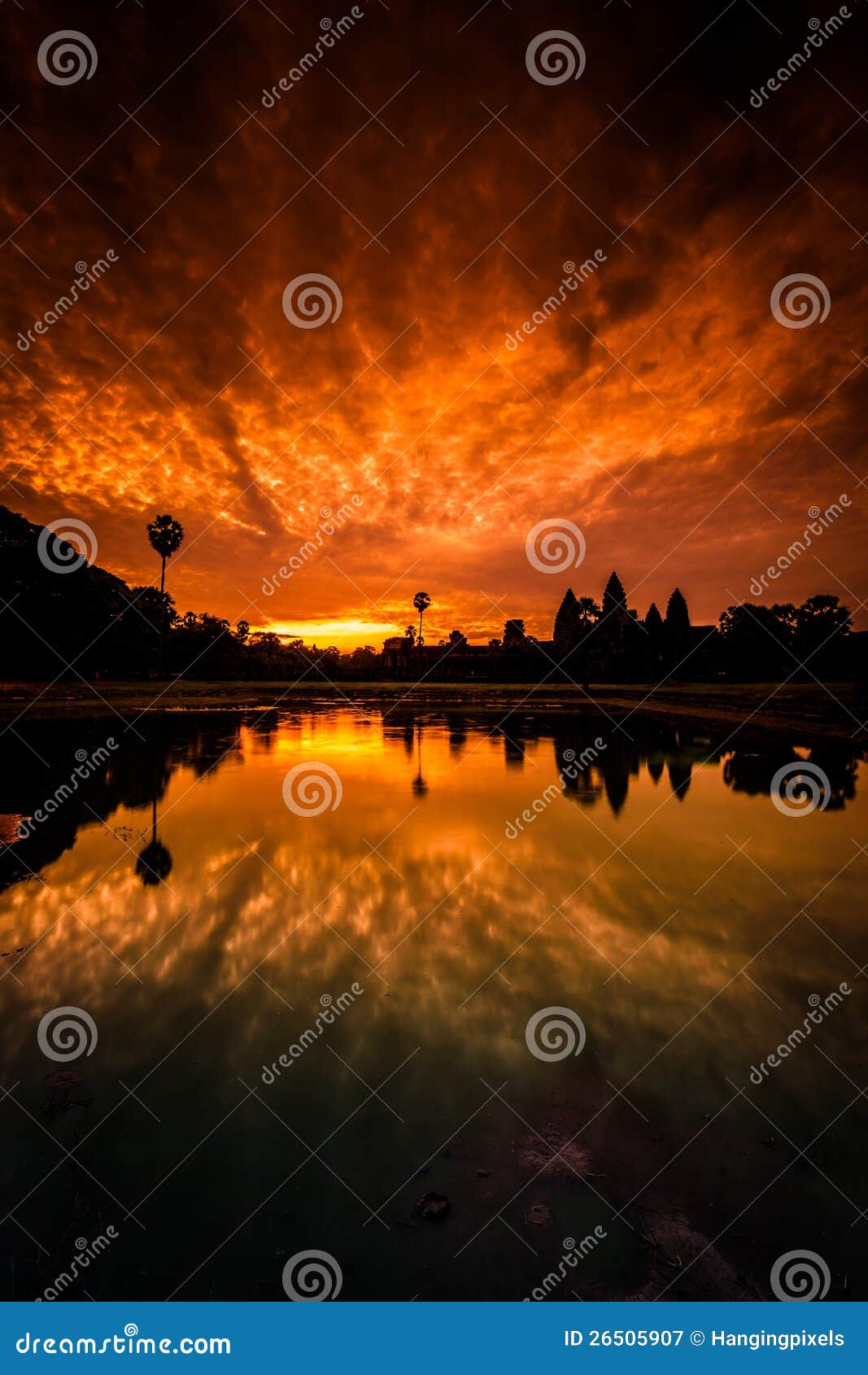 Red Angkor Wat Dawn Sunrise from Reflection Pool Stock Image - Image of ...