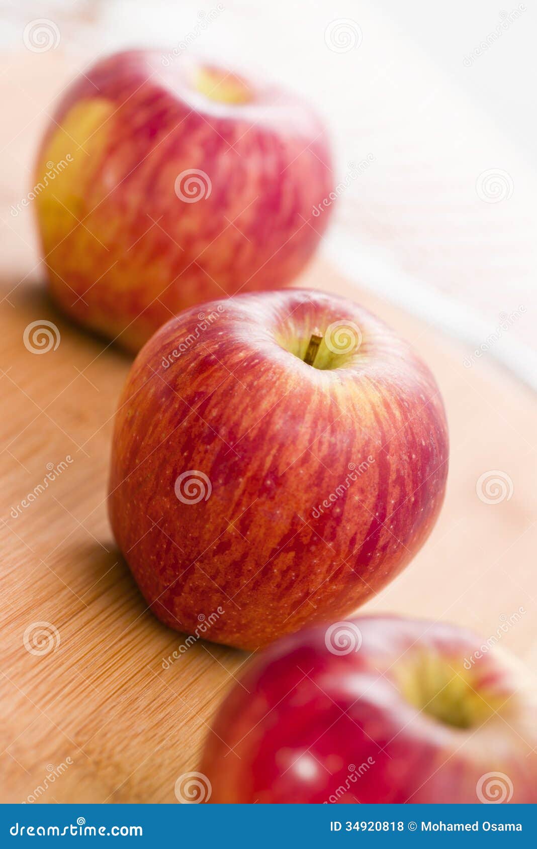 Red Apple Fruits on Wooden Table Stock Photo - Image of ripe, freshness ...
