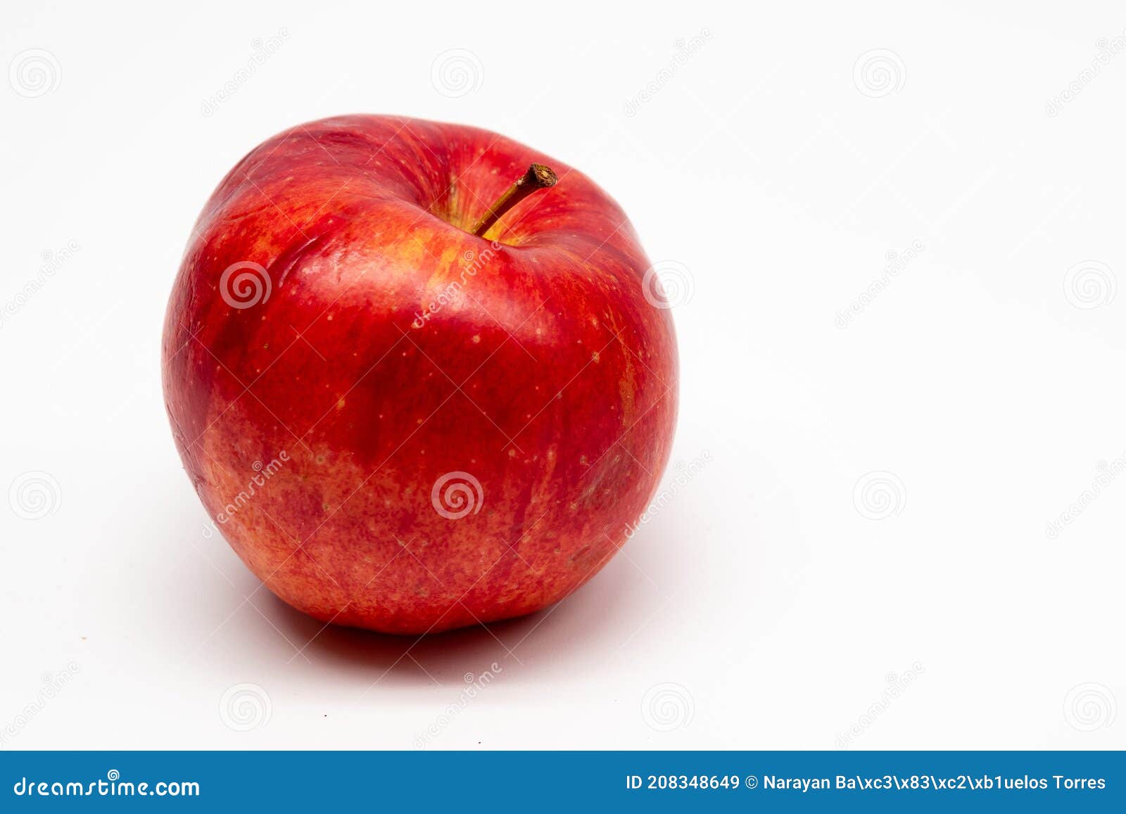 Red Apples Isolated in White Background Stock Image - Image of juice ...