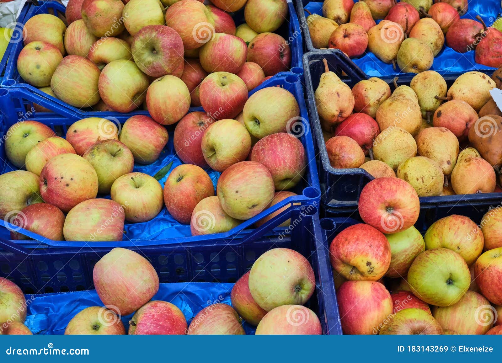 Red apples for sale stock image. Image of farmers, juicy - 183143269