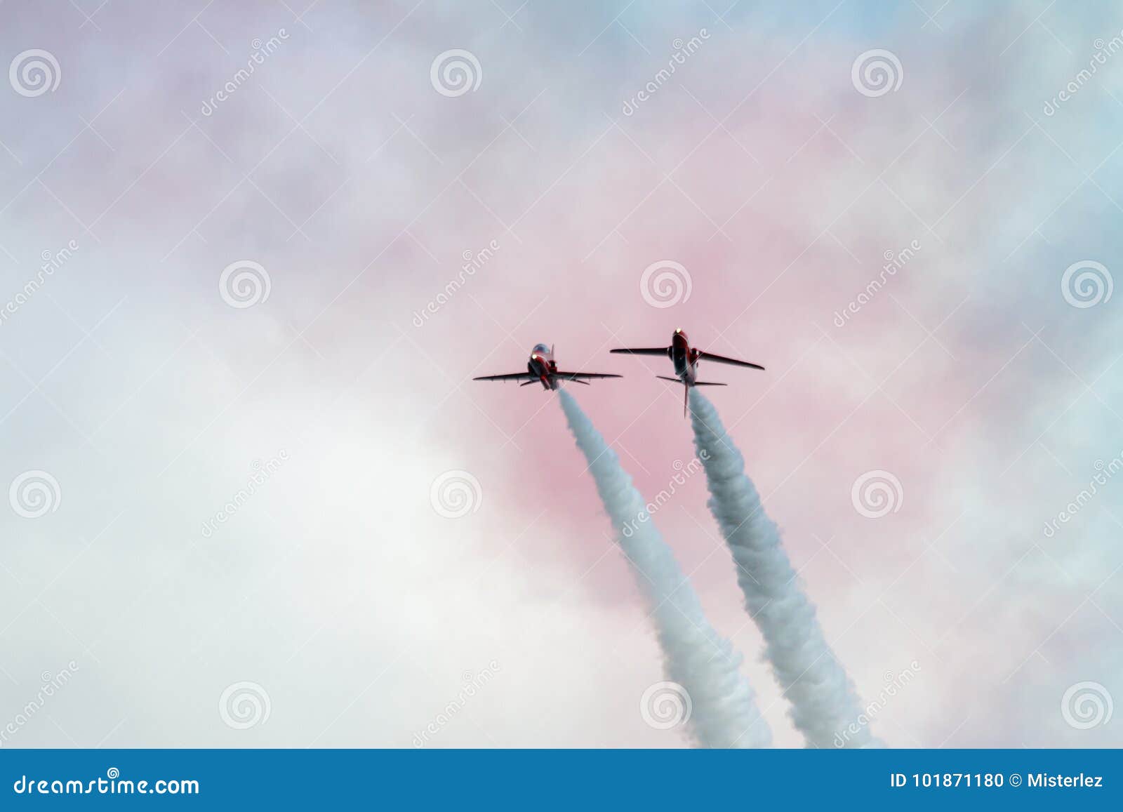 Red Arrow Jet Flying Upside Down Stock Photo - Image of arrow ...