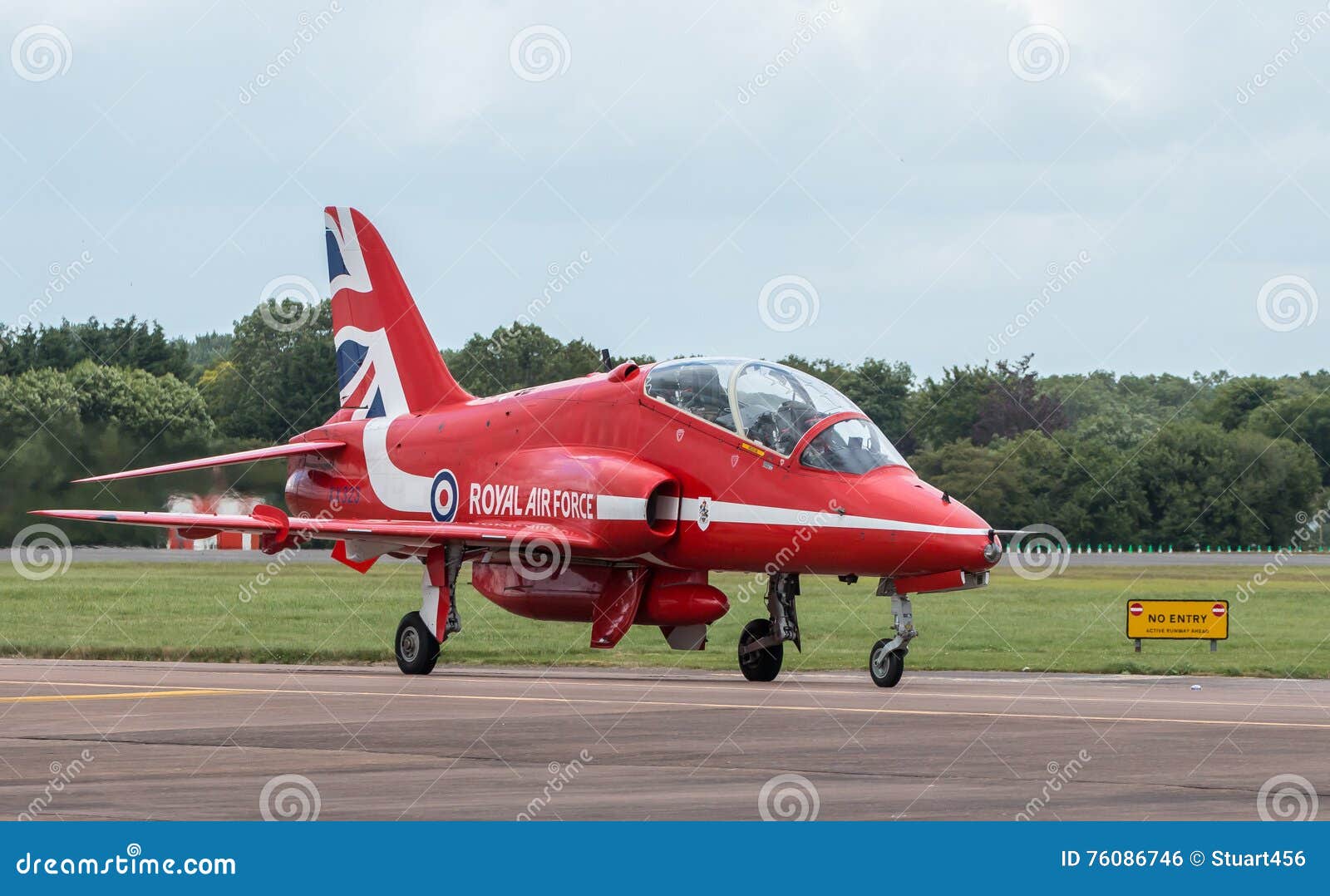Red Arrows Pilot Preparing for Flight Editorial Photo - Image of arrows ...