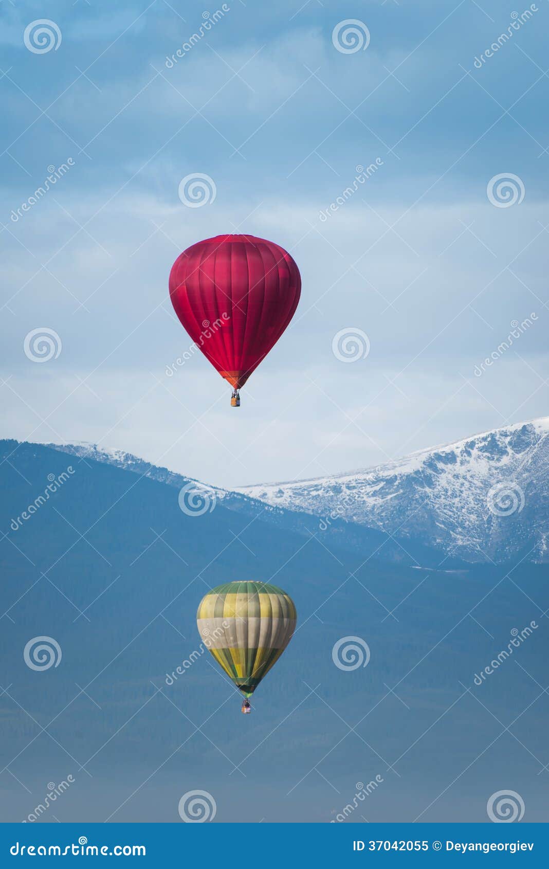 Red Balloon in the Blue Sky Stock Image - Image of sport, hotair: 37042055
