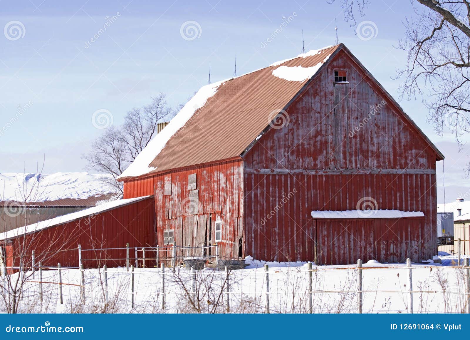 Red Barn stock photo. Image of country, snow, farm, farms - 12691064