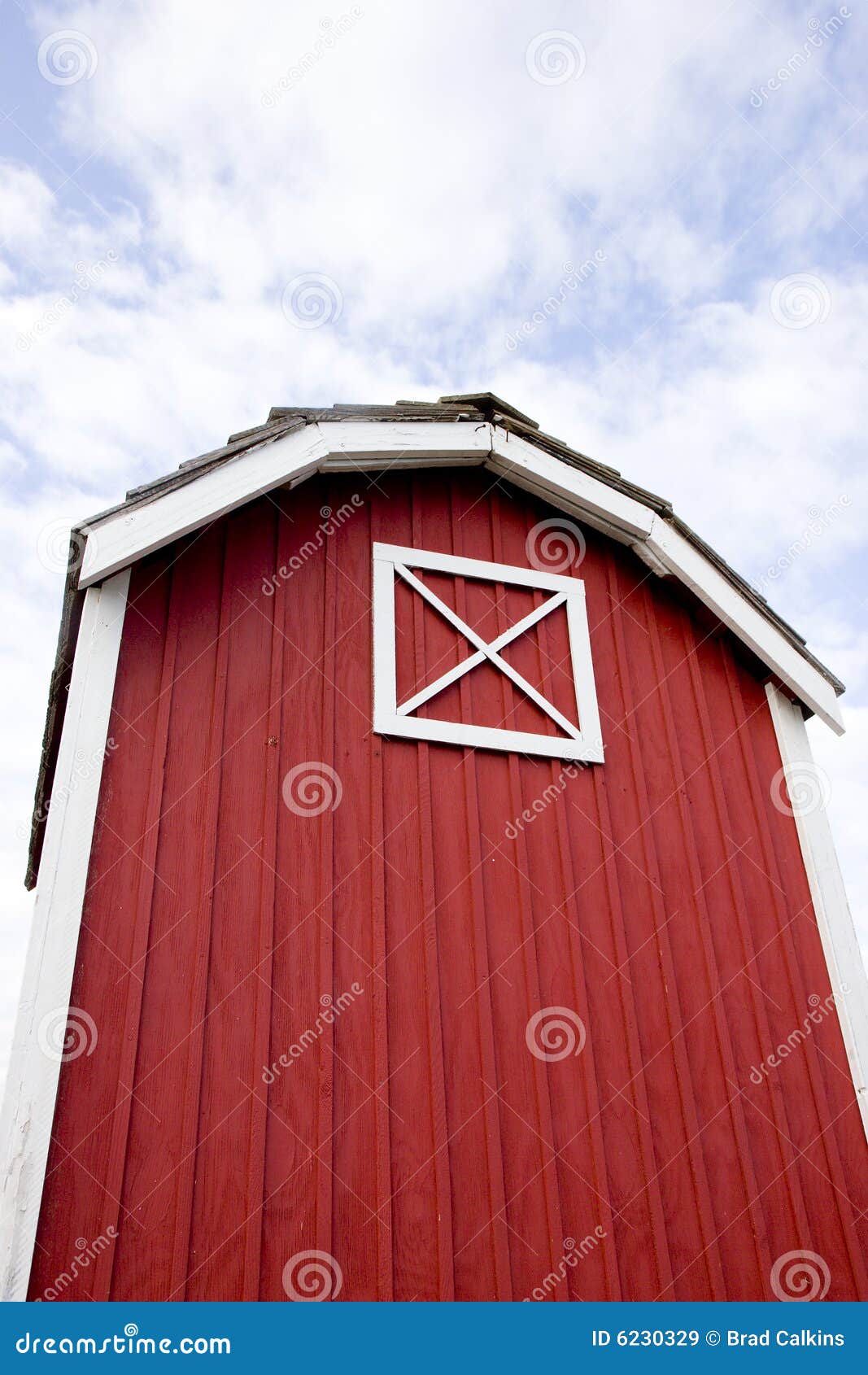 Red barn stock image. Image of wooden, white, perspective - 6230329