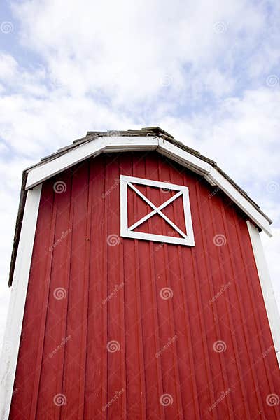 Red barn stock image. Image of wooden, white, perspective - 6230329