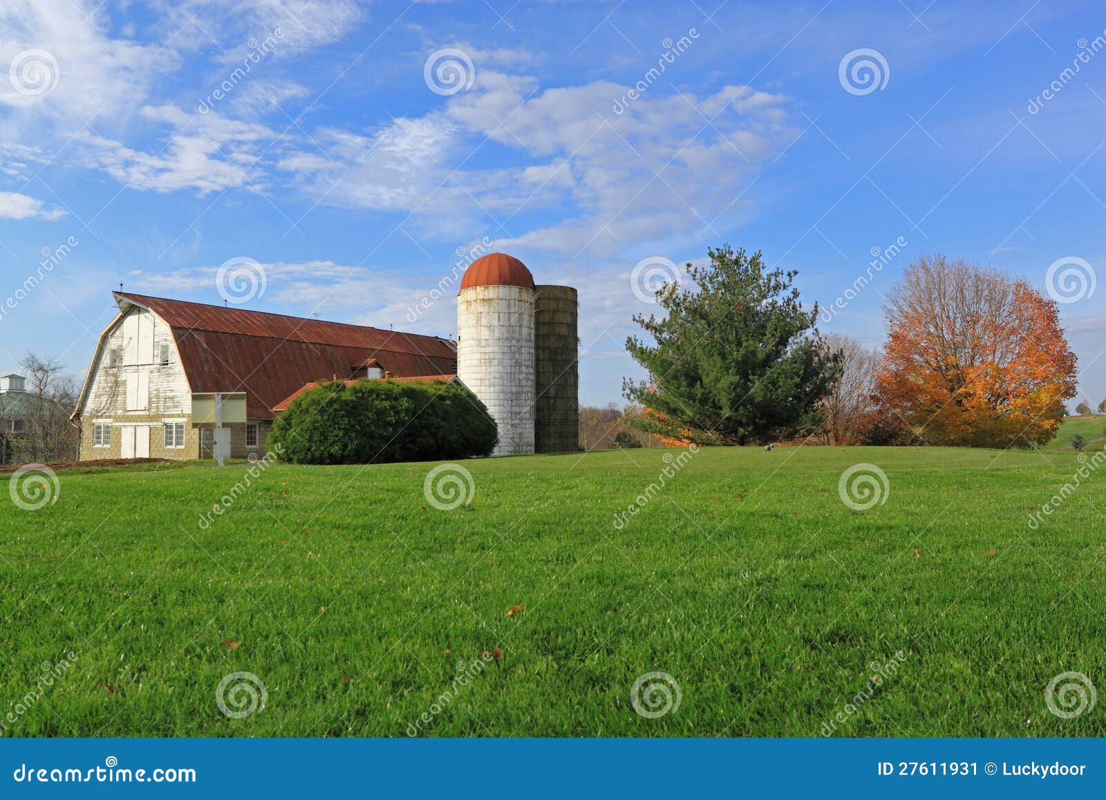 Barn And Silos Royalty-Free Stock Photography | CartoonDealer.com #23175533