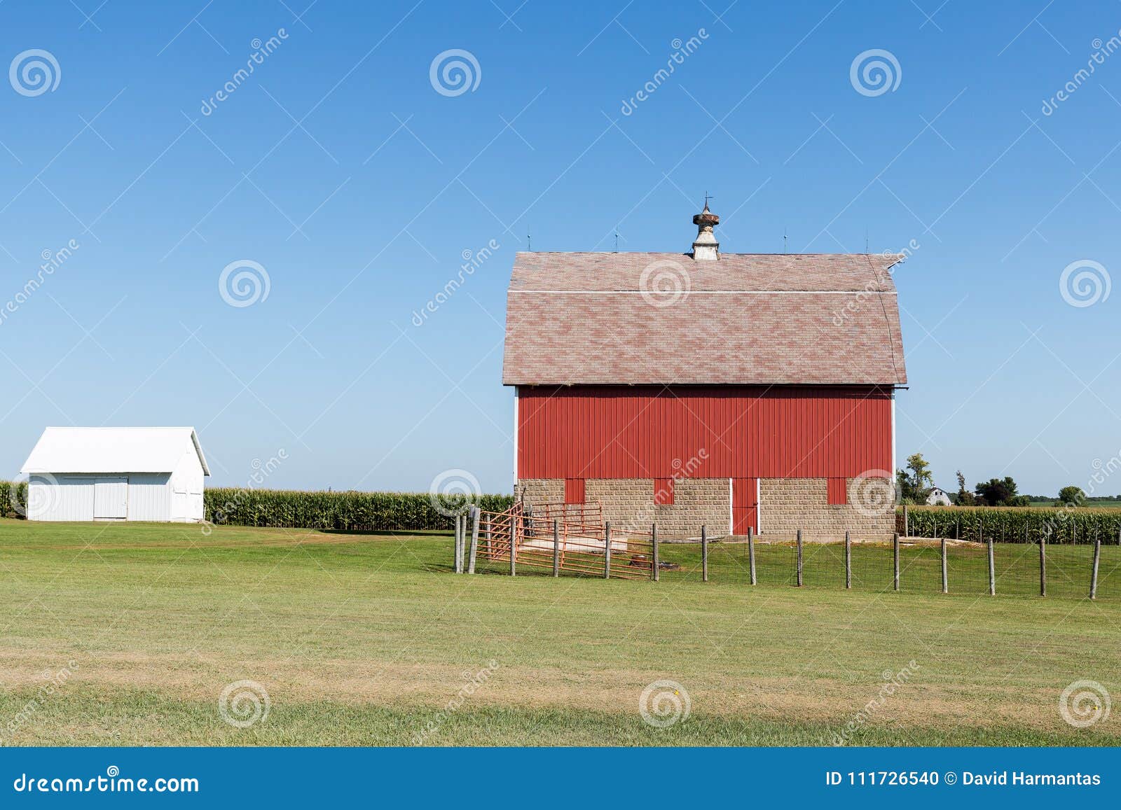 Red Barn in Rural Iowa on a Cloudless Summer Day. Stock Photo - Image ...