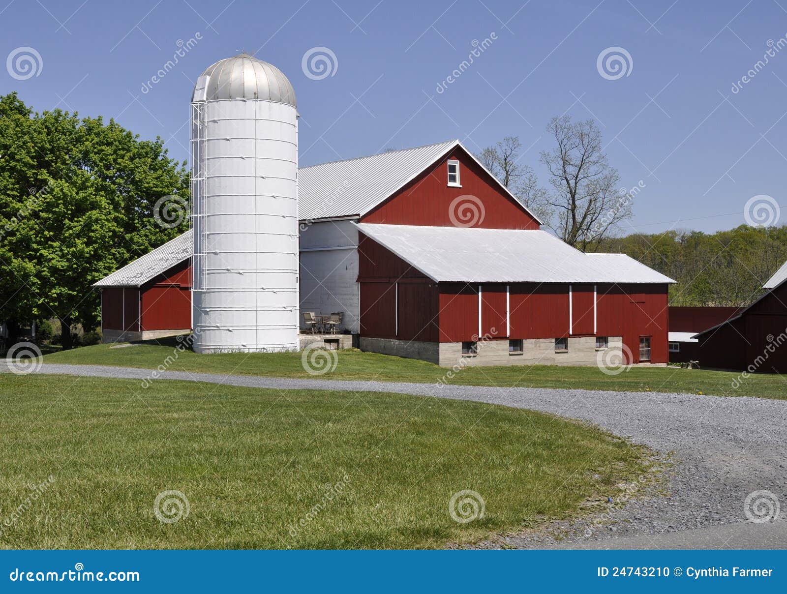 Barn Silo House