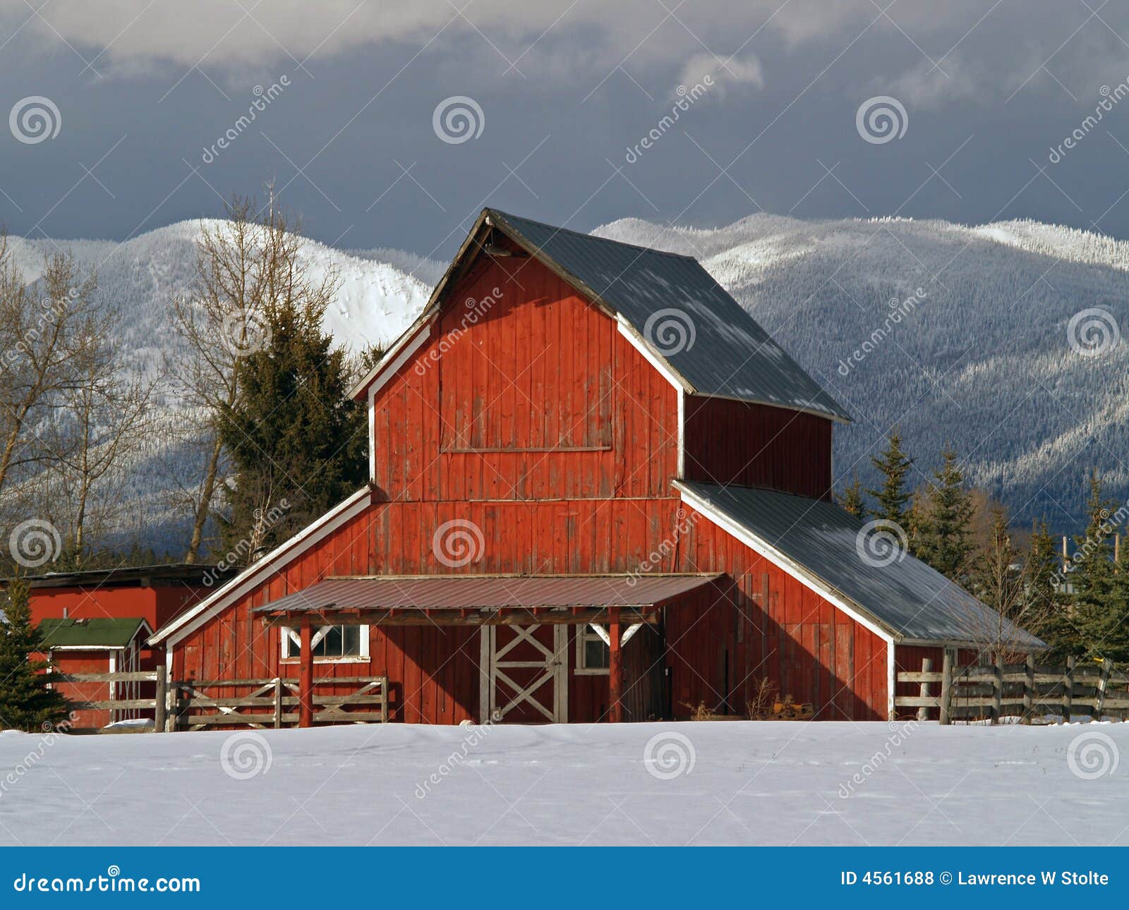 Red Barn and Snowy Mountains Stock Photo - Image of barn, farm: 4561688