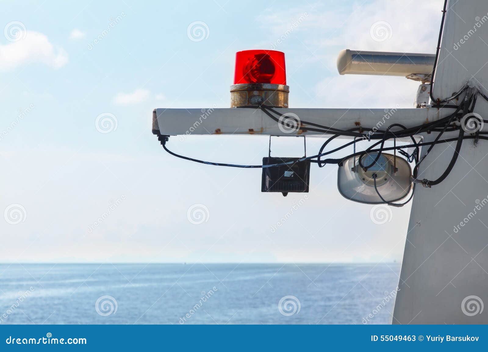 Red Beacon Light on White Mast Ship Stock Image - Image of flash, ocean ...