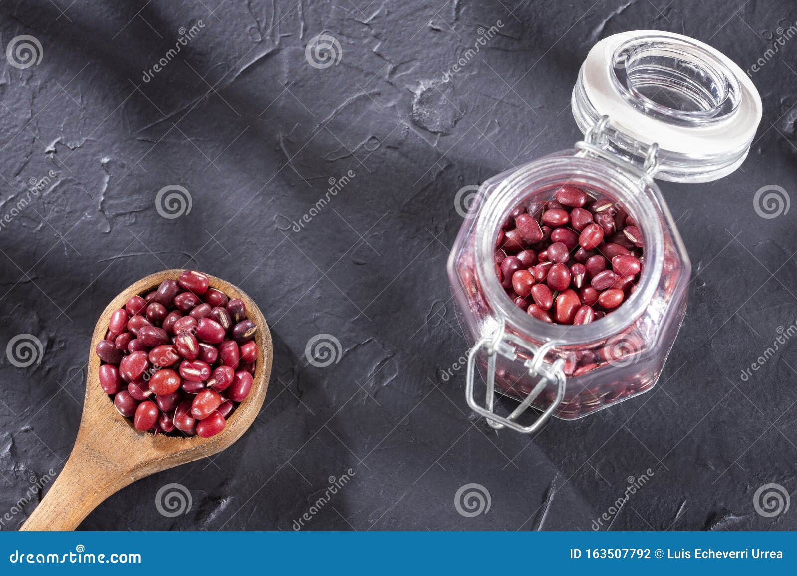Red Bean Adzuki - Vigna Angularis Stock Photo - Image of white, adzuki ...