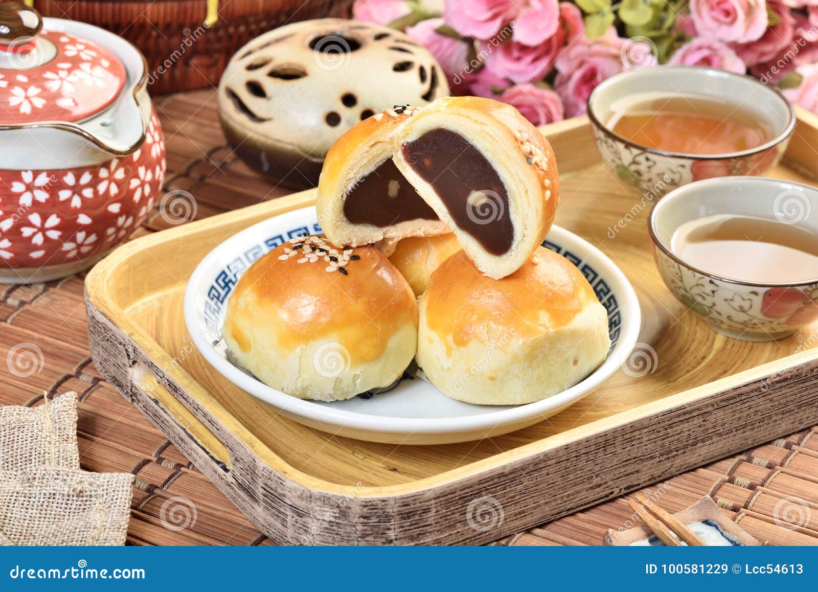 Red Bean Paste with Walnut Kernel Moon Cake Stock Image - Image of ...