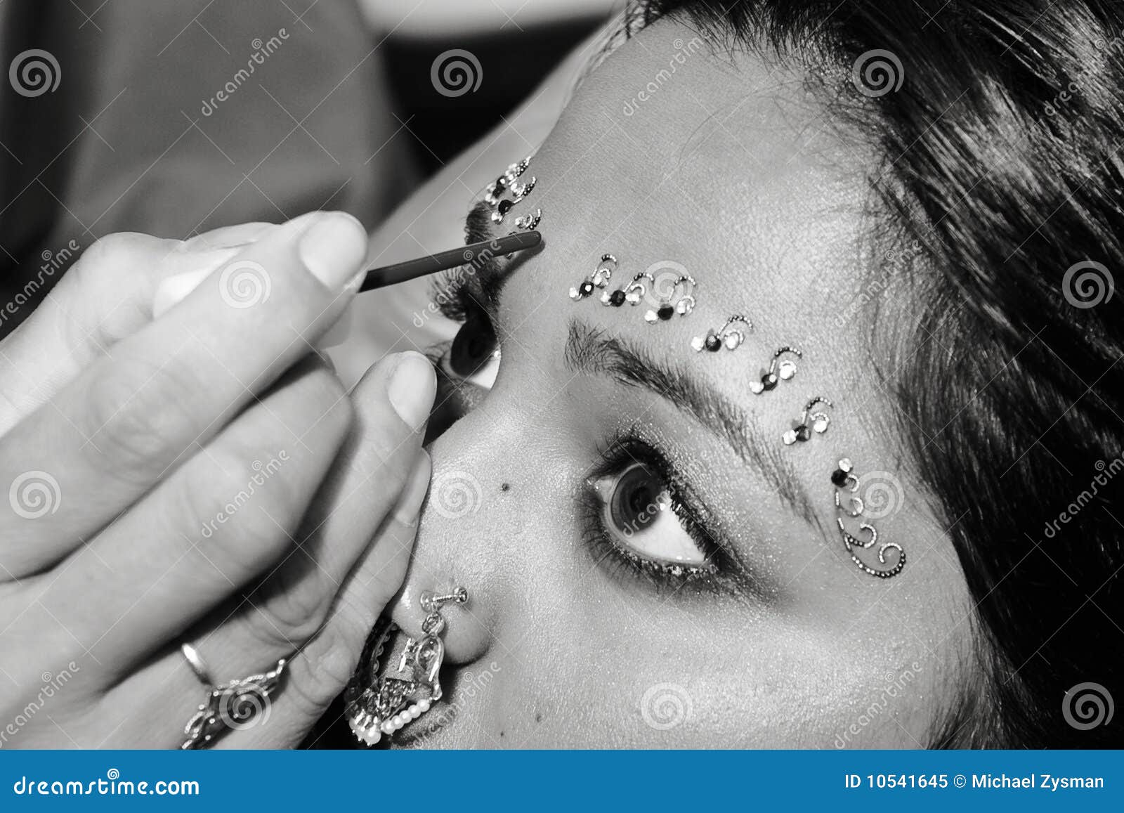 Red Bindi stock image. Image of ritual, wedding, eyes - 10541645