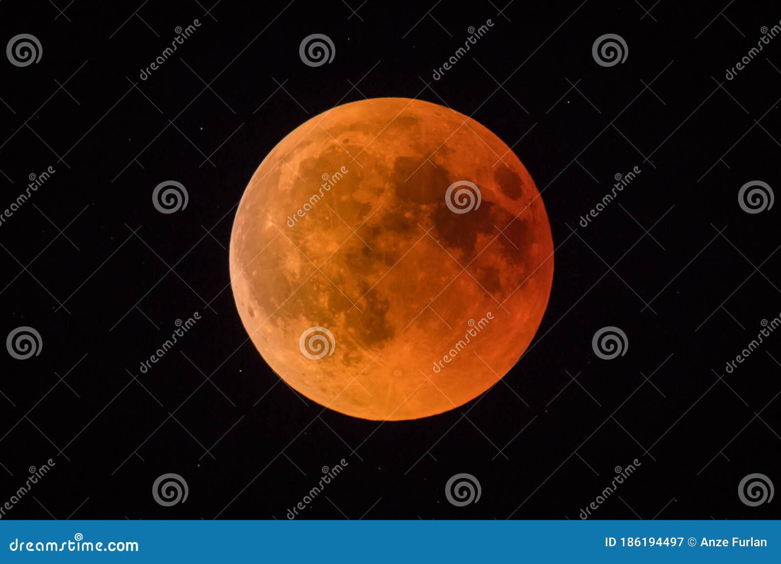 Blood Red Moon Eclipse in 2018 Stock Image - Image of 950mm, body ...