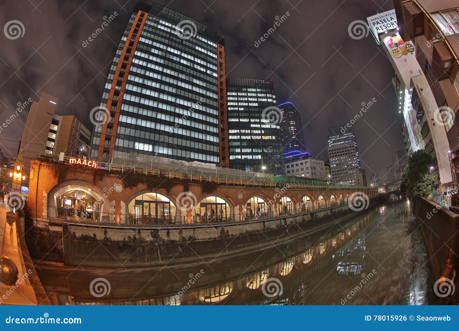 Red Brick Building of a Station Mansei Bridge Editorial Photo - Image ...