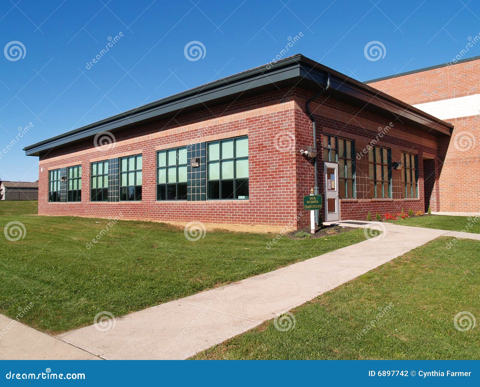 Red Brick Elementary School Stock Photo - Image of doors, middle: 6897742