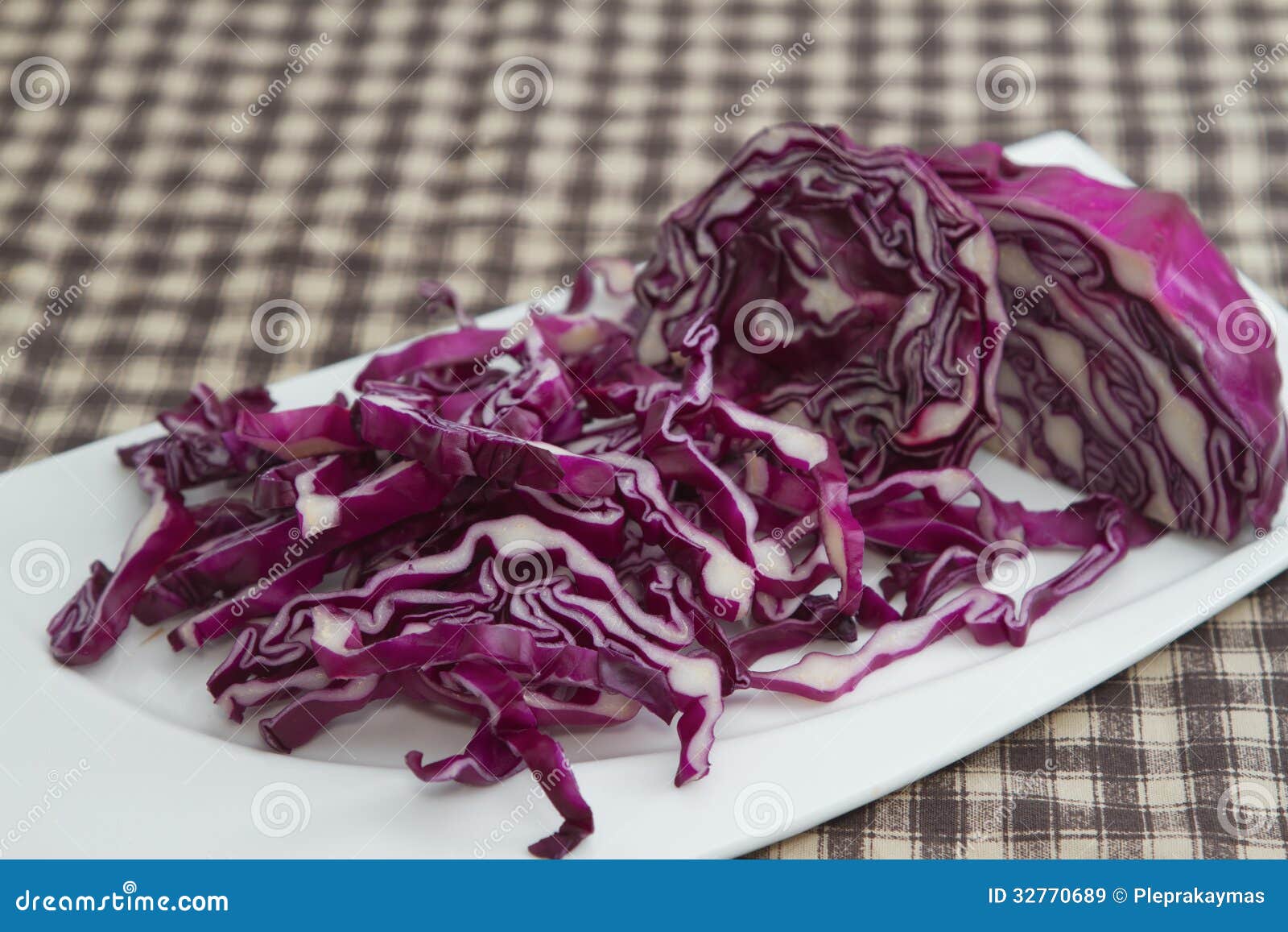Red Cabbage Slice on White Plate Stock Image - Image of violet, leaf ...