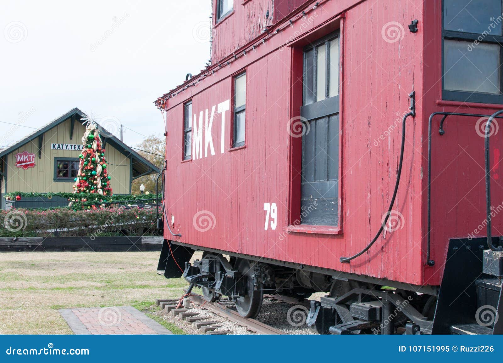 Red Caboose on Display editorial image. Image of railroad - 107151995