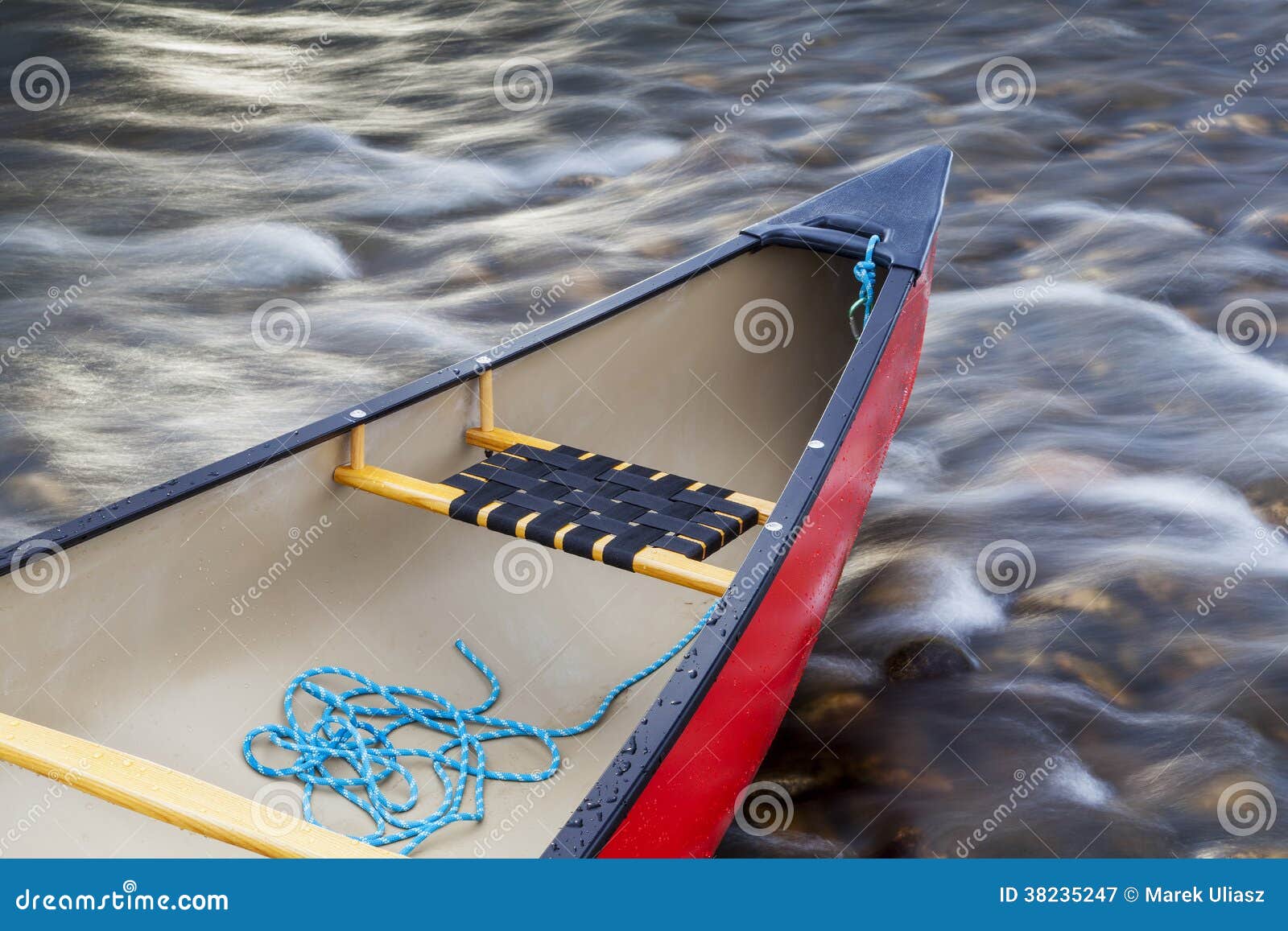 Red Canoe Stern with a Rope Stock Image - Image of river, water: 38235247