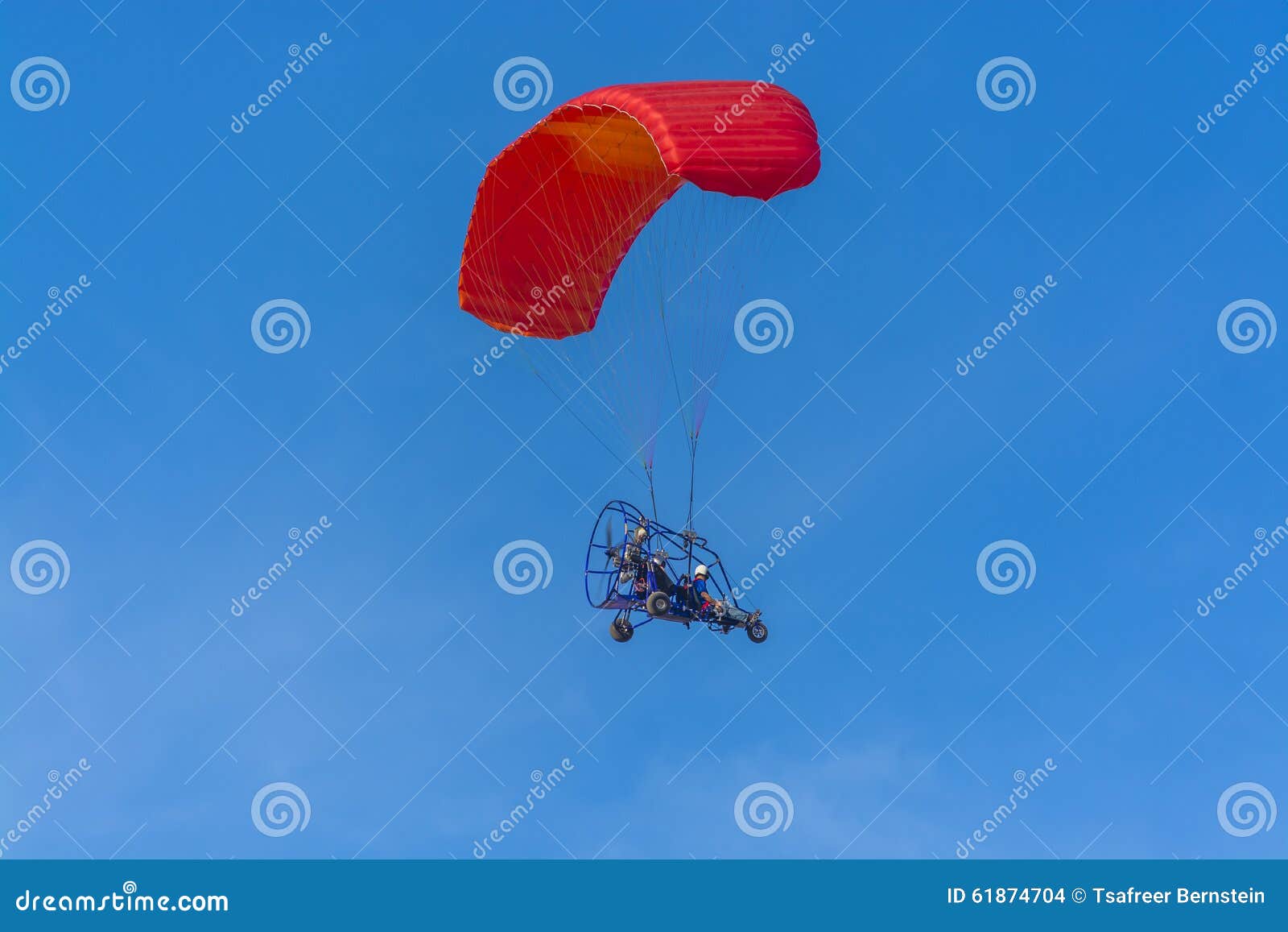 Red Canopy Powered Tandem Para Glider Stock Photo - Image of action ...