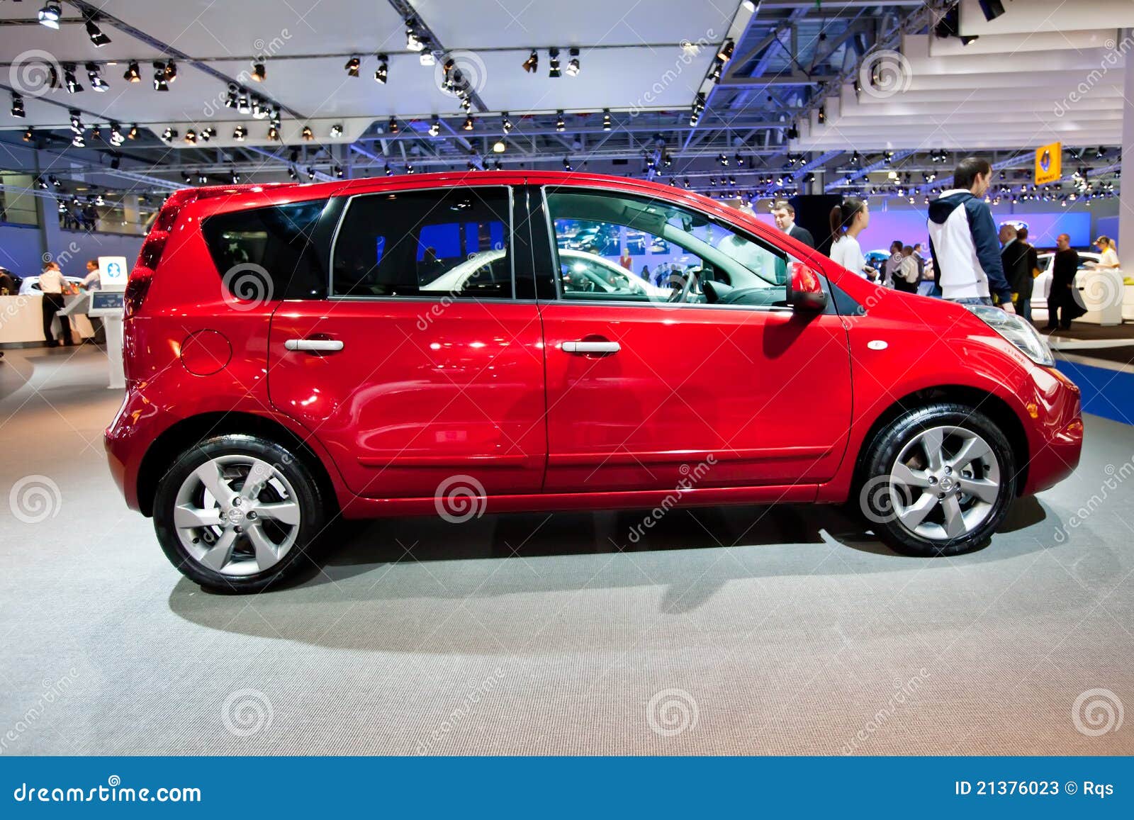 Red car Nissan Note editorial stock photo. Image of bumper - 21376023