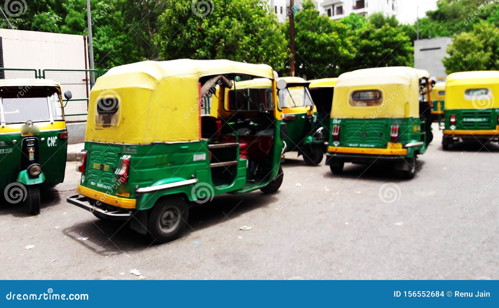 Autos halting at autostand stock photo. Image of autostand - 156552684