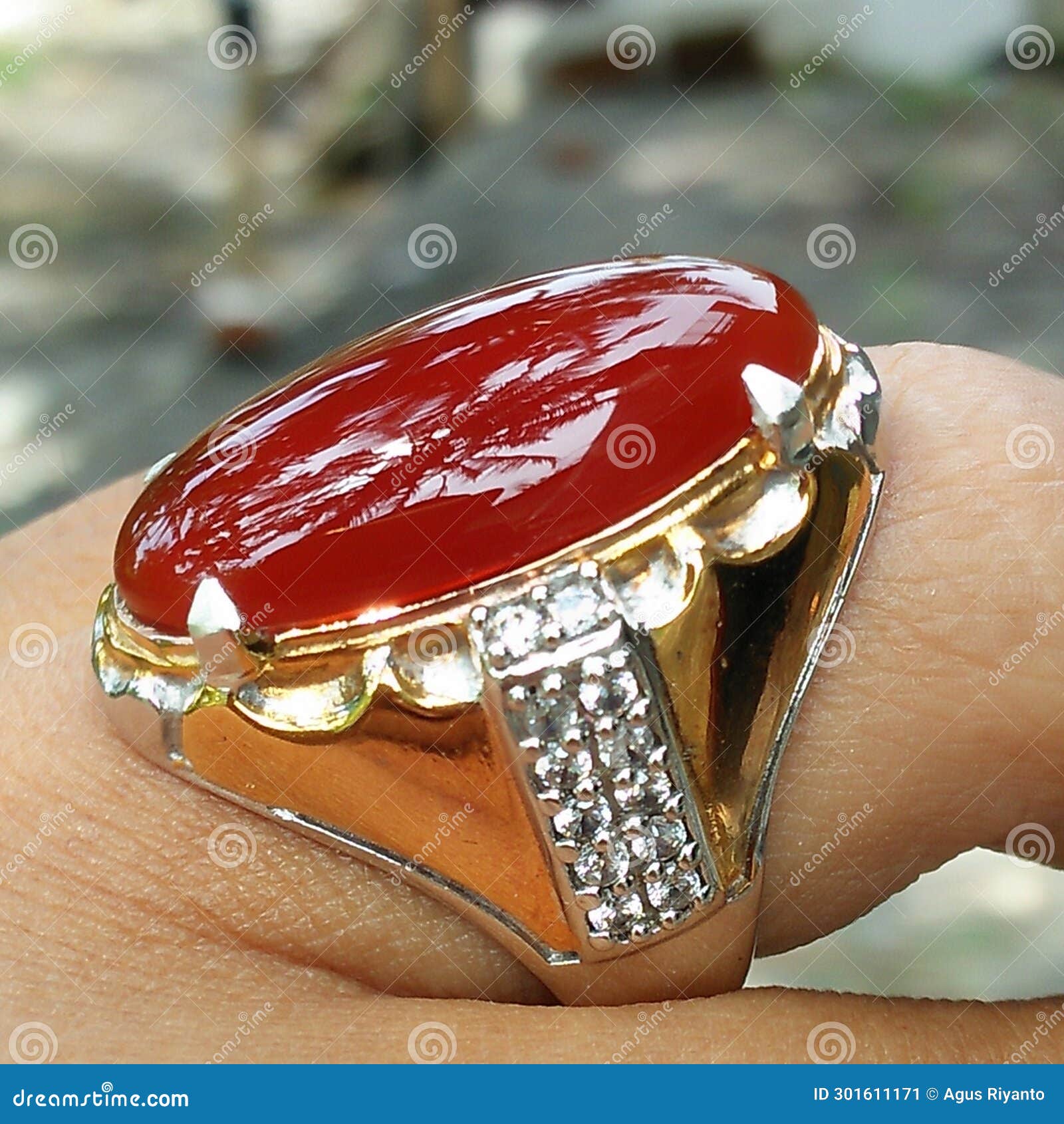 Red Carnelian Stone Cabochon Design Stock Image - Image of desi, stone ...