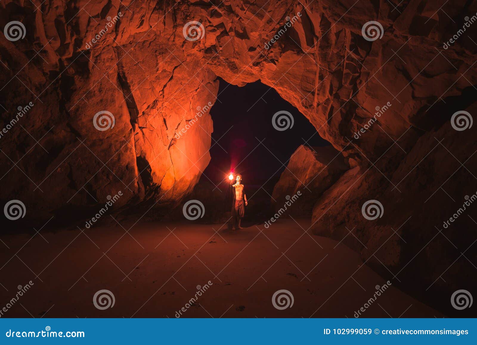 Red Cave Picture. Image: 102999059