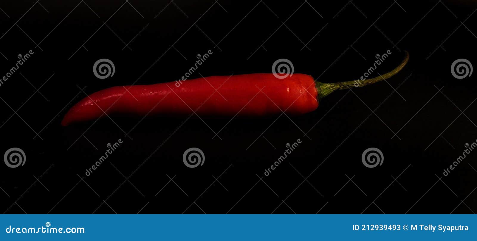 Red Chilli on Black Background Stock Image - Image of lighting, pink ...