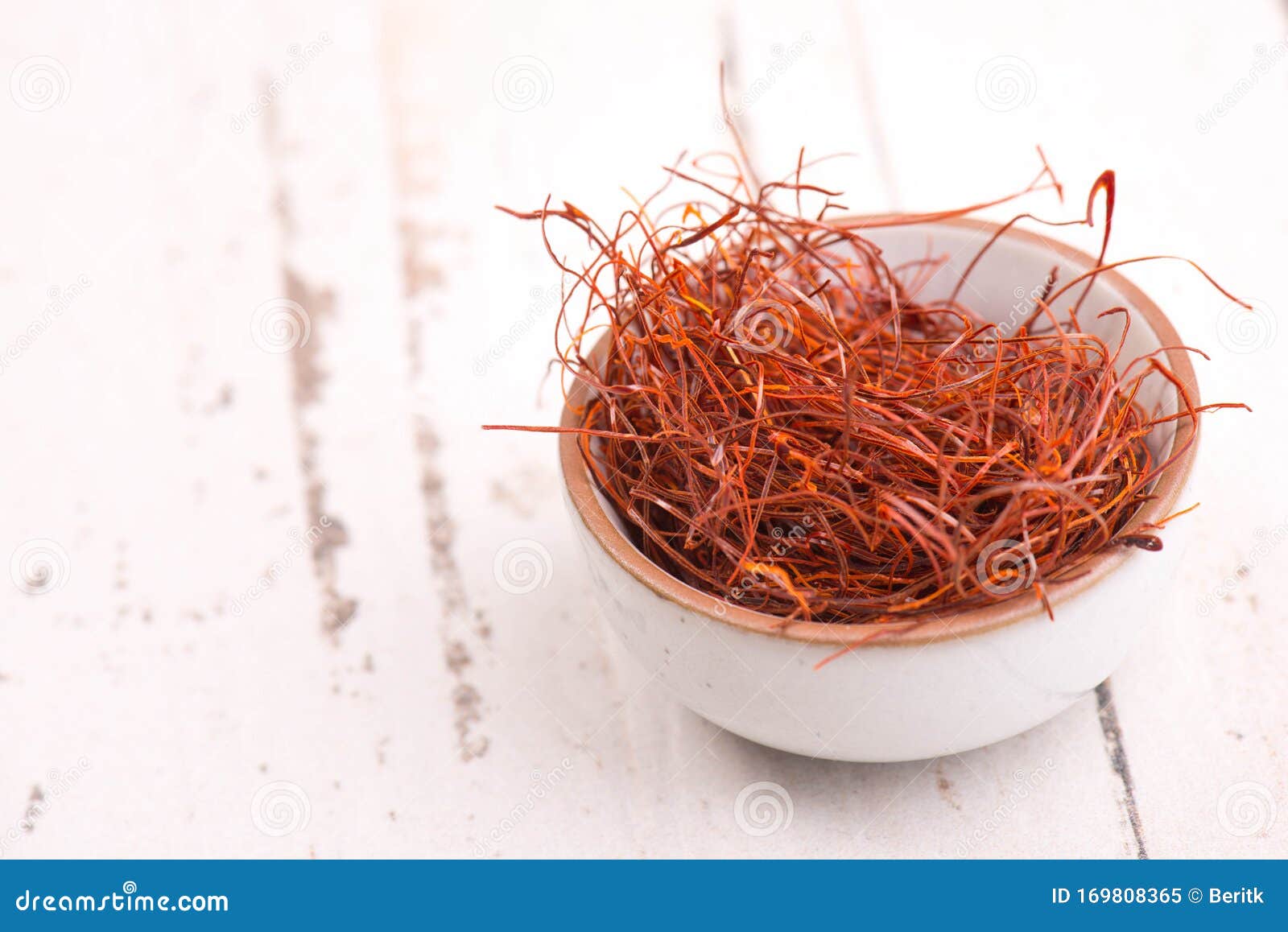 Chilli Threads in a Bowl on a White Shabby Background Stock Image ...