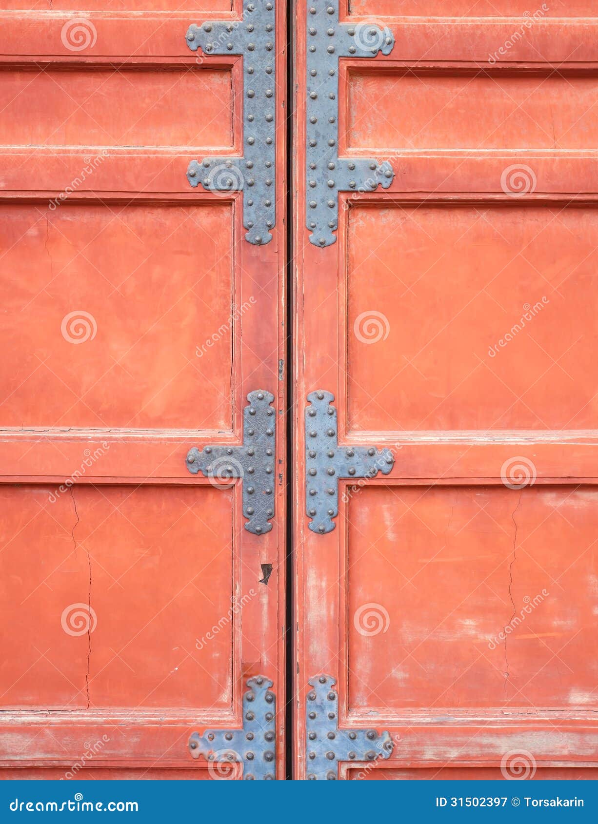 Red chinese door stock image. Image of house, architecture - 31502397