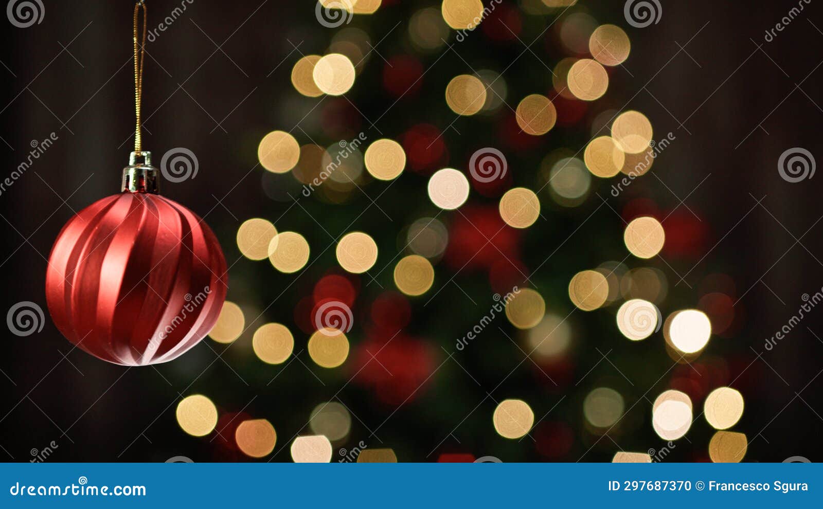Red Christmas Ball Glitters on Christmas Night Stock Illustration ...