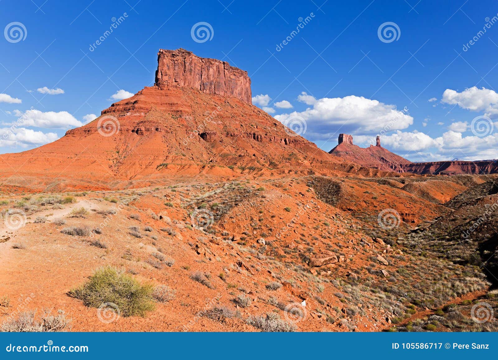 Red Cliffs in Castle Valley Stock Image - Image of nature, fisher ...