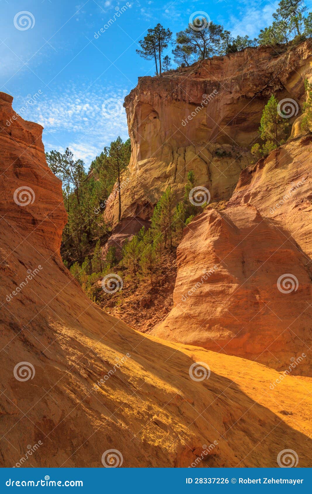 Red Cliffs in Roussillon (Les Ocres) Stock Photo - Image of ocres ...