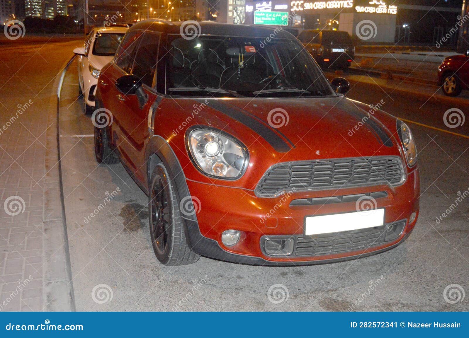 RED COLOR CAR BEAUTIFUL 4X4 Editorial Photo - Image of drive, vehicle ...