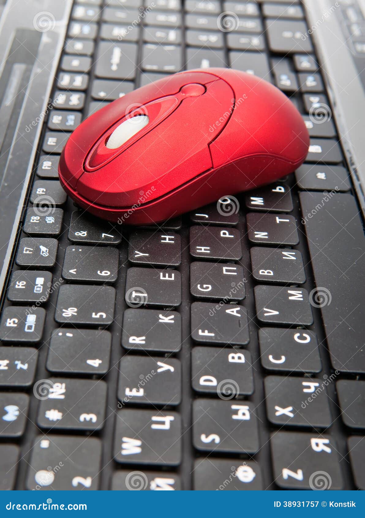 The Red Computer Mouse on the Black Keyboard Stock Image - Image of ...