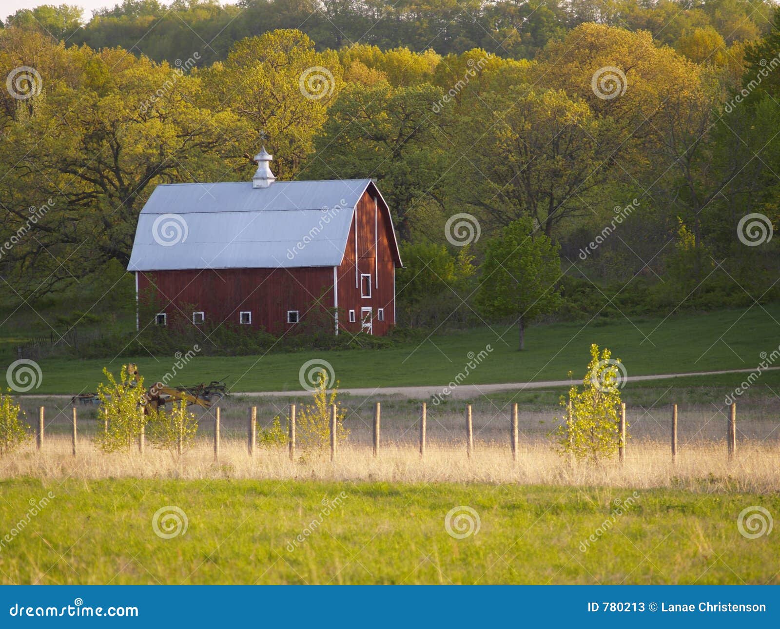 Red Country Barn stock image. Image of vintage, architecture - 780213