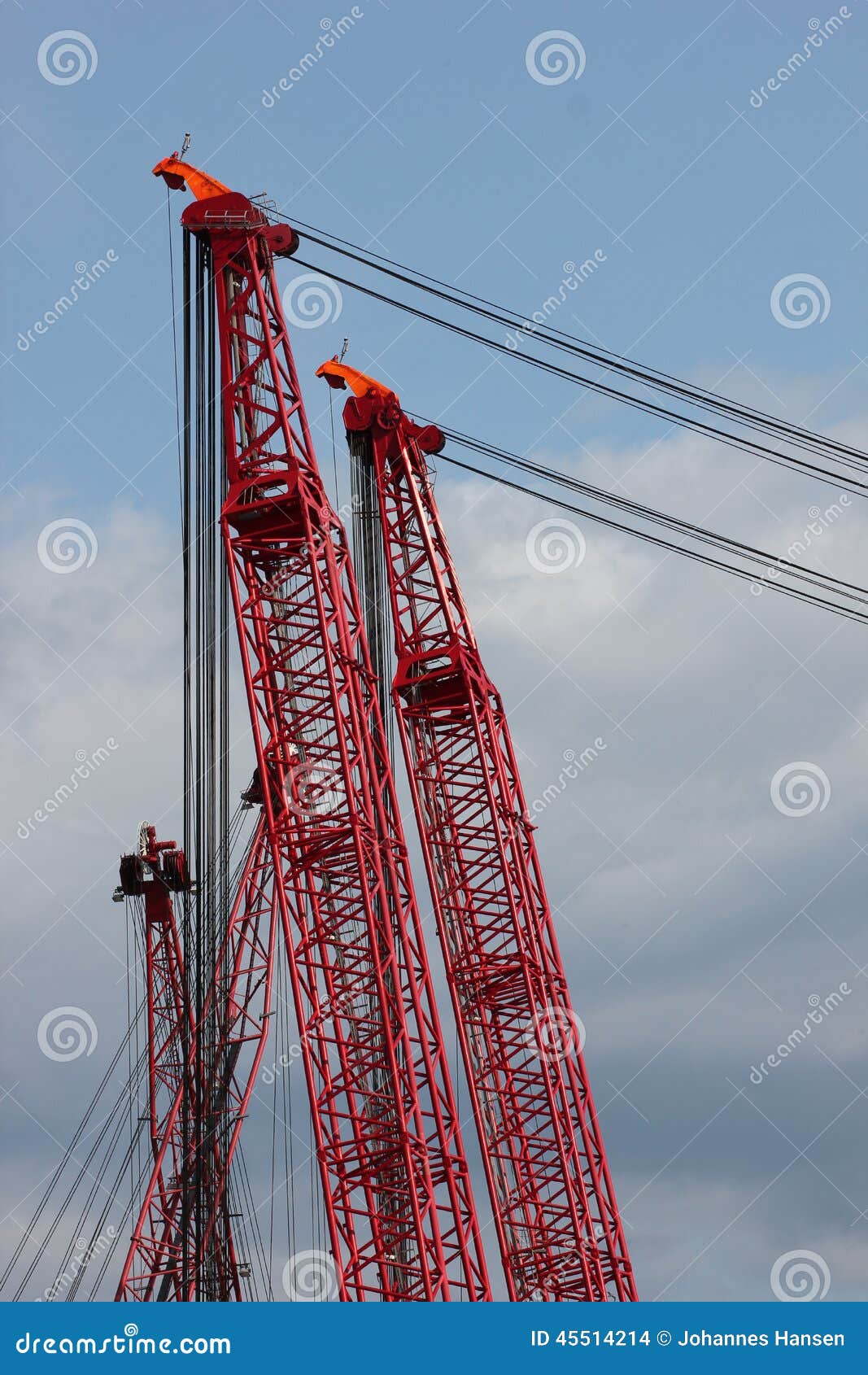 Red Crane stock photo. Image of scaffolding, germany - 45514214